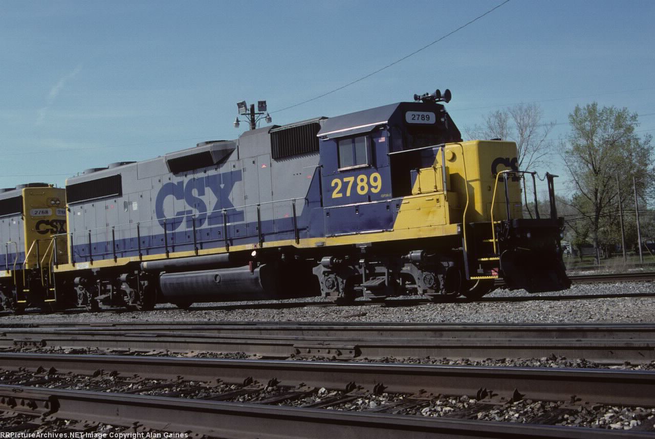 CSX GP38-2 2789